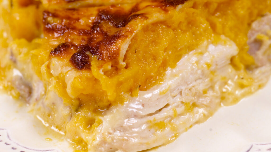 Delicioso pastel de zapallo y pollo bajo en calorías | Nutriaventura